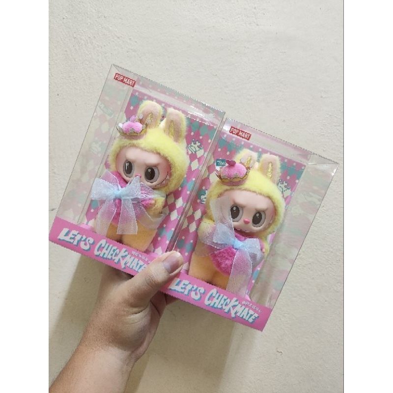 (Ready Stock) Popmart Labubu Checkmate Queen Vinyl Plush Pendant ...
