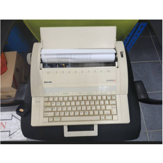 2ND Hand Olympia Electronic Typewriter(A4 Size) Package Comes With Lift ...