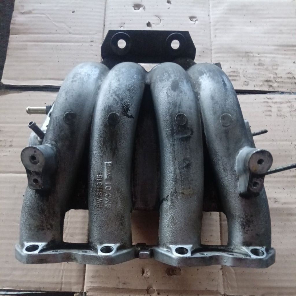 Proton gen 2 intake manifold used ori | Shopee Malaysia