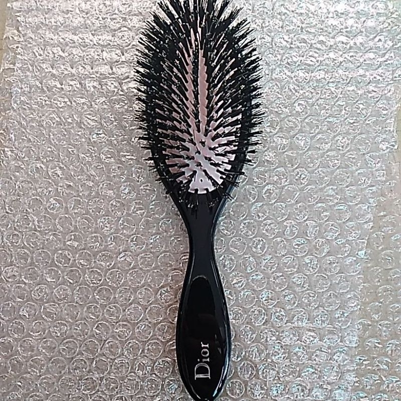 Dior ladies comb (black) | Shopee Malaysia