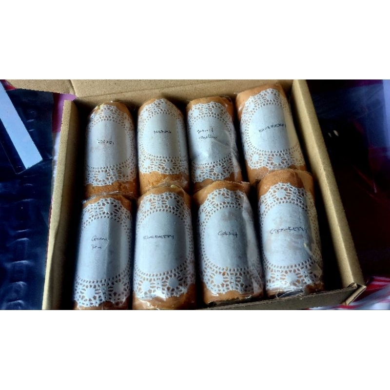 kek mini bahulu gulung 1BOX mix flavor | Shopee Malaysia