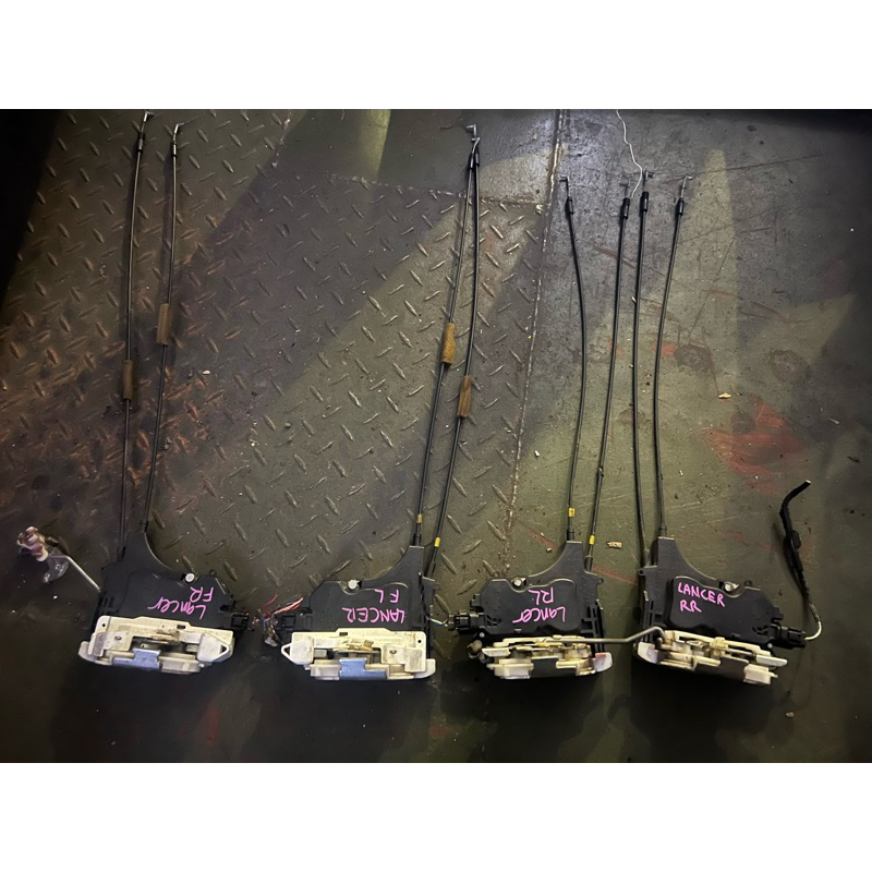 Original Mitsubishi Lancer GT CY2 center lock | Shopee Malaysia