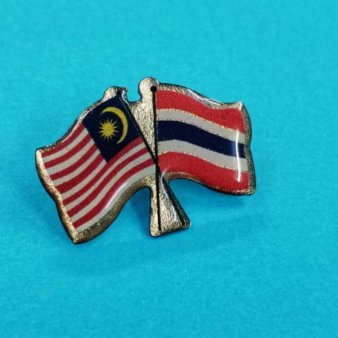 custom made 2 flag BADGES (minimum 5pcs per design)LAPEL PIN ROUND ...