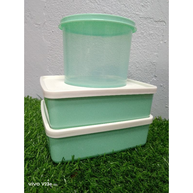 TUPPERWARE LARGE SQUARE AWAY (2PCS) + COMPACT CANISTER 570ML (1PCS ...