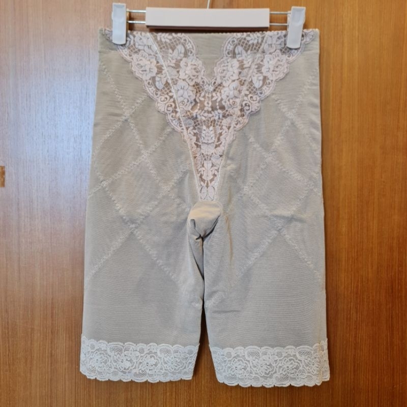TRIUMPH Extra Firm Control High-Waist@Long Leg Girdle | Shopee Malaysia