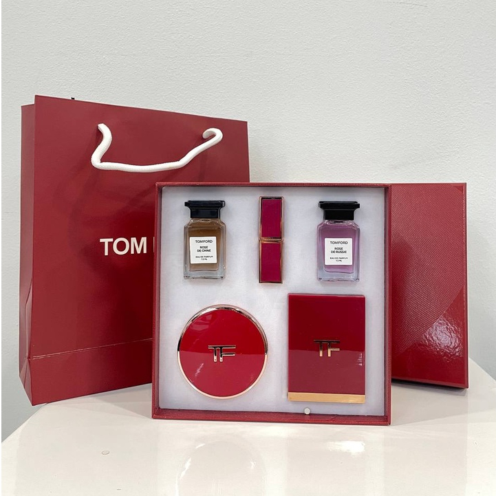 RED BOX MAKE UP 5IN1 SET BY TOM_F0RD (2MINI PERFUME,LIP COLOR , EYE ...