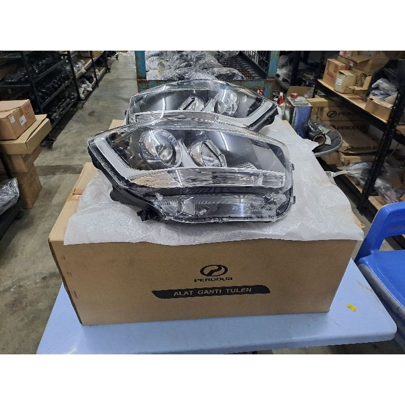 Headlamp/ Lampu depan axia se 2014-2017 original ( NEW ) | Shopee Malaysia