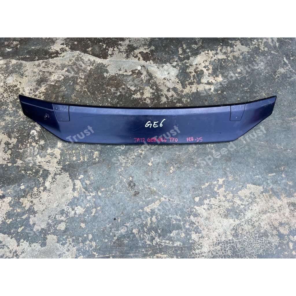 JDM Original Used Rear Spoiler Wing Ducktail Bonnet Bonet Garnish ...