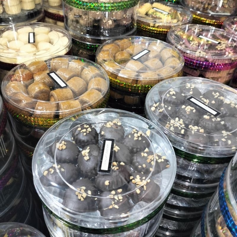 Kuih Biskut Raya Almond London, Chocolate Coklat Badam, Oreo, Chips ...