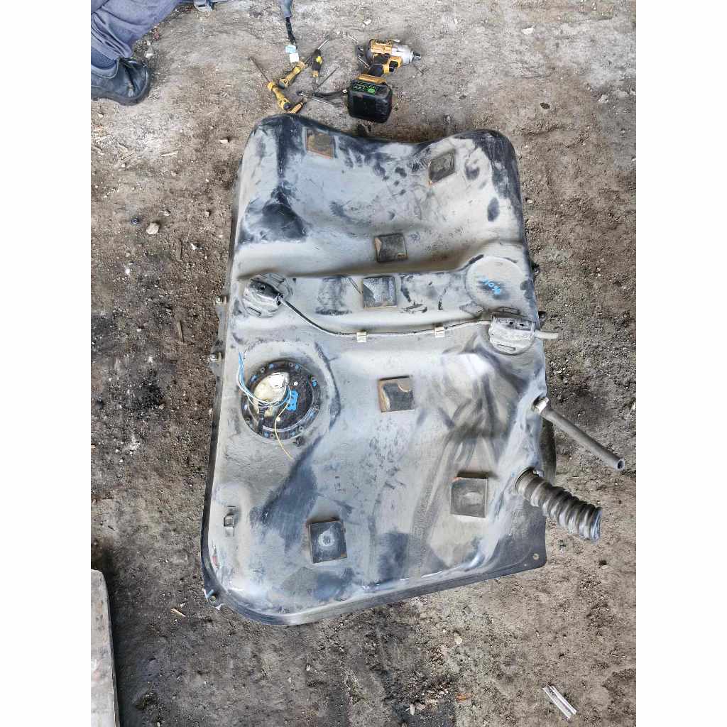 Toyota Camry ACV30 ACV40 ACV50 FUEL TANK Kosong USED ORI | Shopee Malaysia