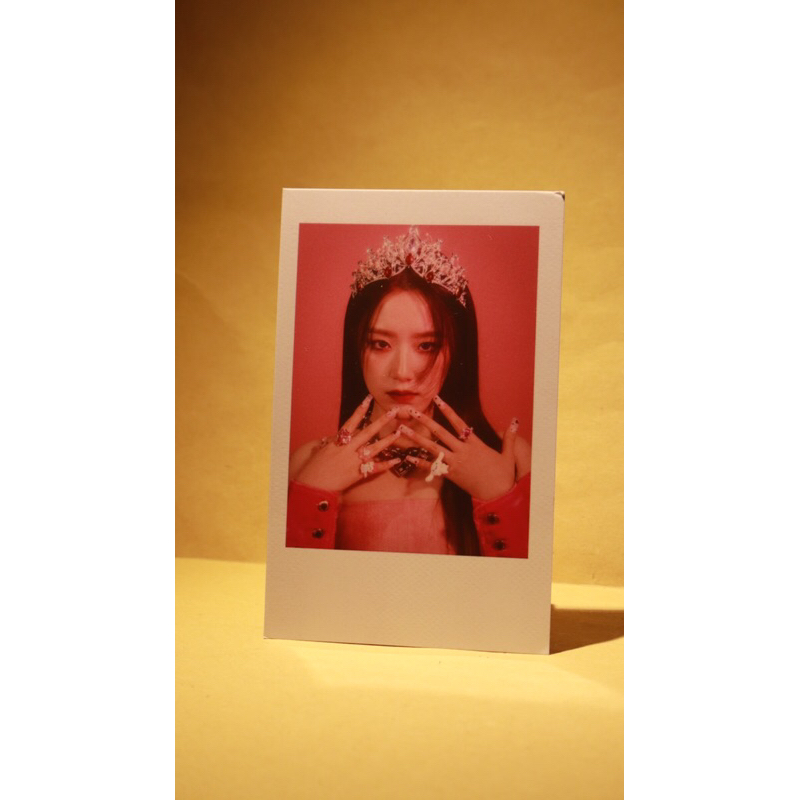 (G) IDLE I FEEL (QUEENCARD) SHUHUA OFFICIAL POLAROID POCA | Shopee Malaysia