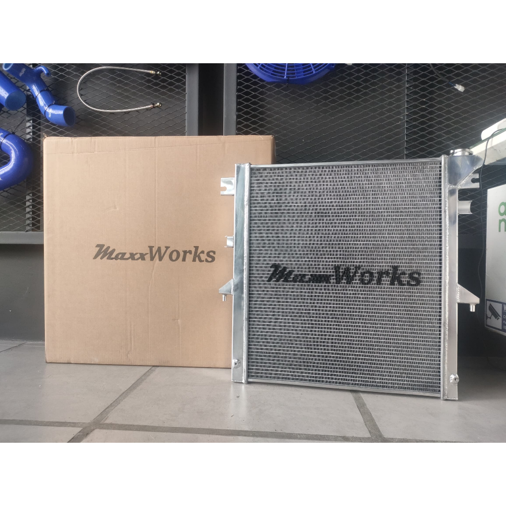 MAXXWORKS Mitsubishi Triton 2005~2013 2.5 radiator 3 row ( AUTO ...