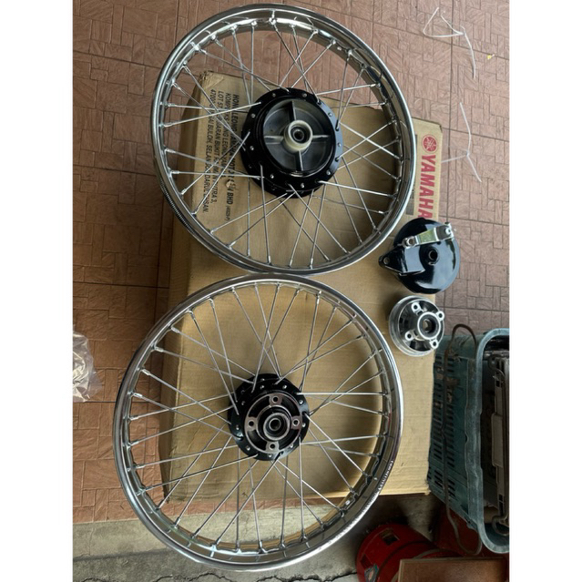 YAMAHA RXZ mili catalyzer rim set 1.60x18 Rim Original UNION CYCLE Siap ...