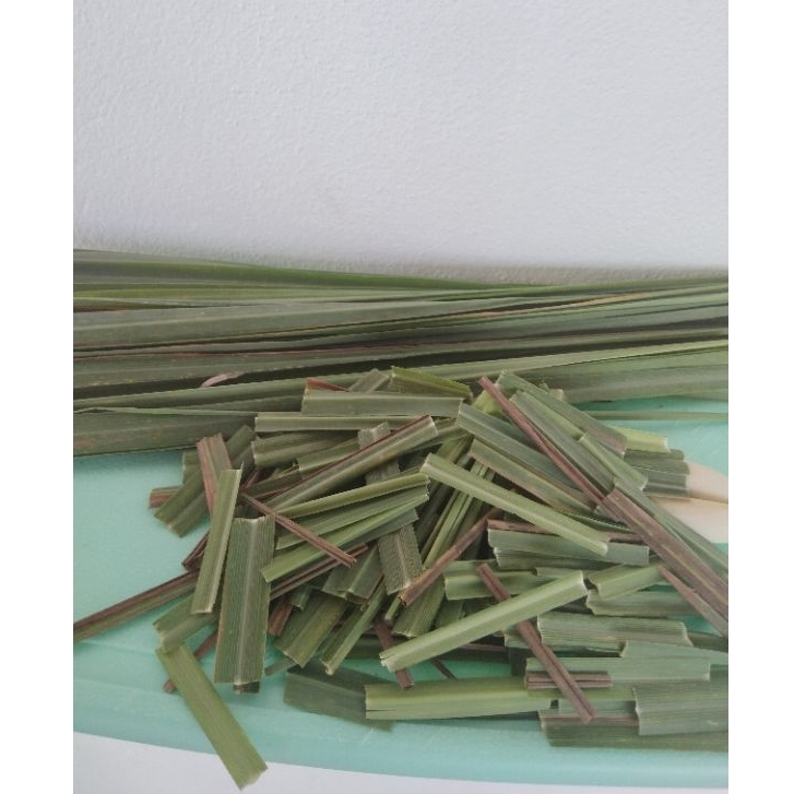 Daun Serai Wangi Kering （keping）/ Dried Lemongrass Leaf / 香茅叶干 (片 ...