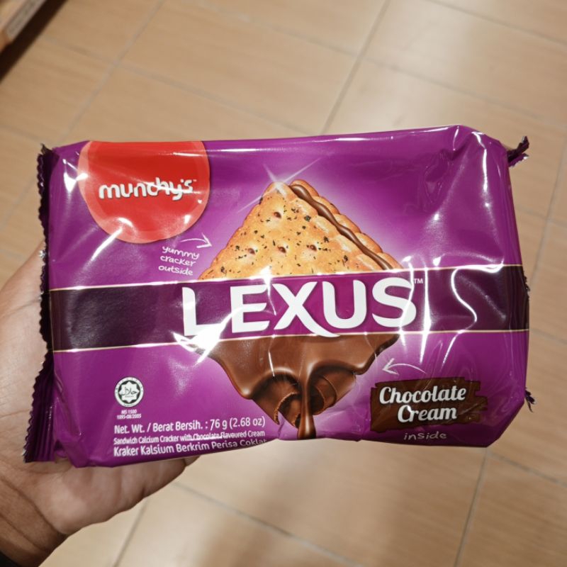 Kraker Biskut Kalsium Berkrim perisa Coklat Lexus 76g | Shopee Malaysia