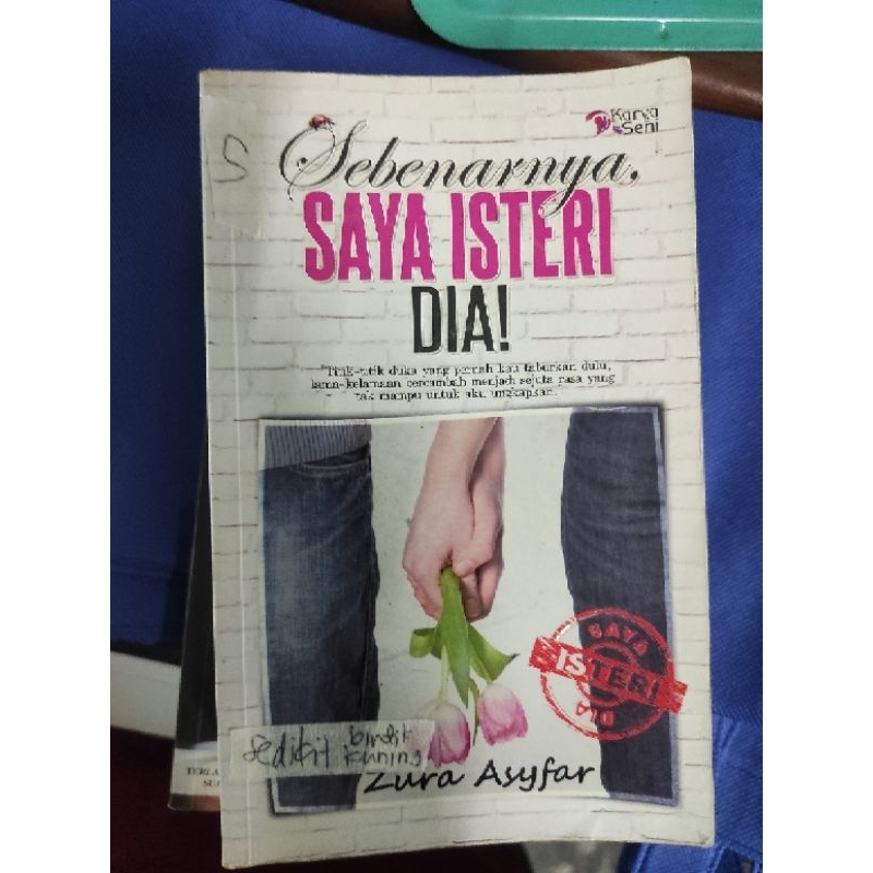 Sebenarnya, Saya Isteri Dia. Zura asyfar terpakai. untuk kondisi novel rujuk gambar | Shopee ...