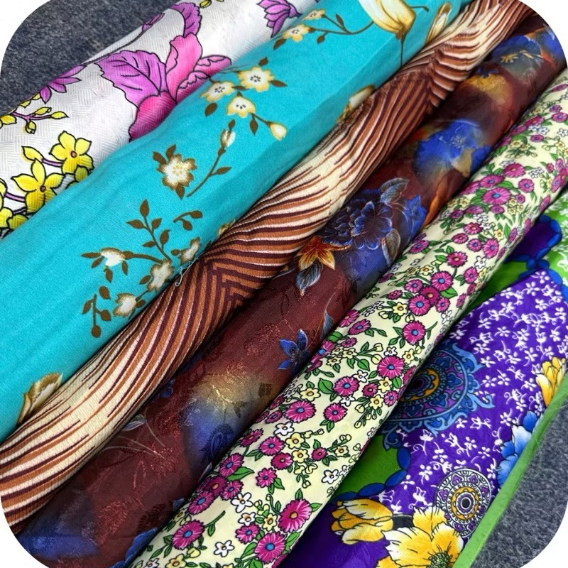 CLEARANCE STOCK kain bunga bidang 45"（ 0.5 meter Rm3.50) B1-B50 ...