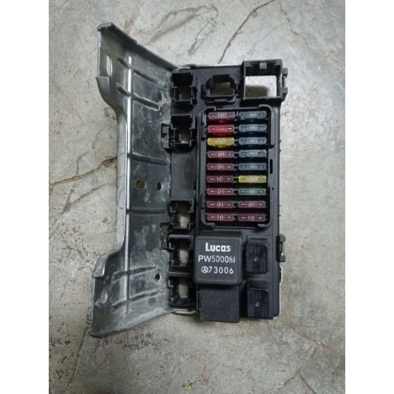 PROTON WAJA FUSE BOX | Shopee Malaysia