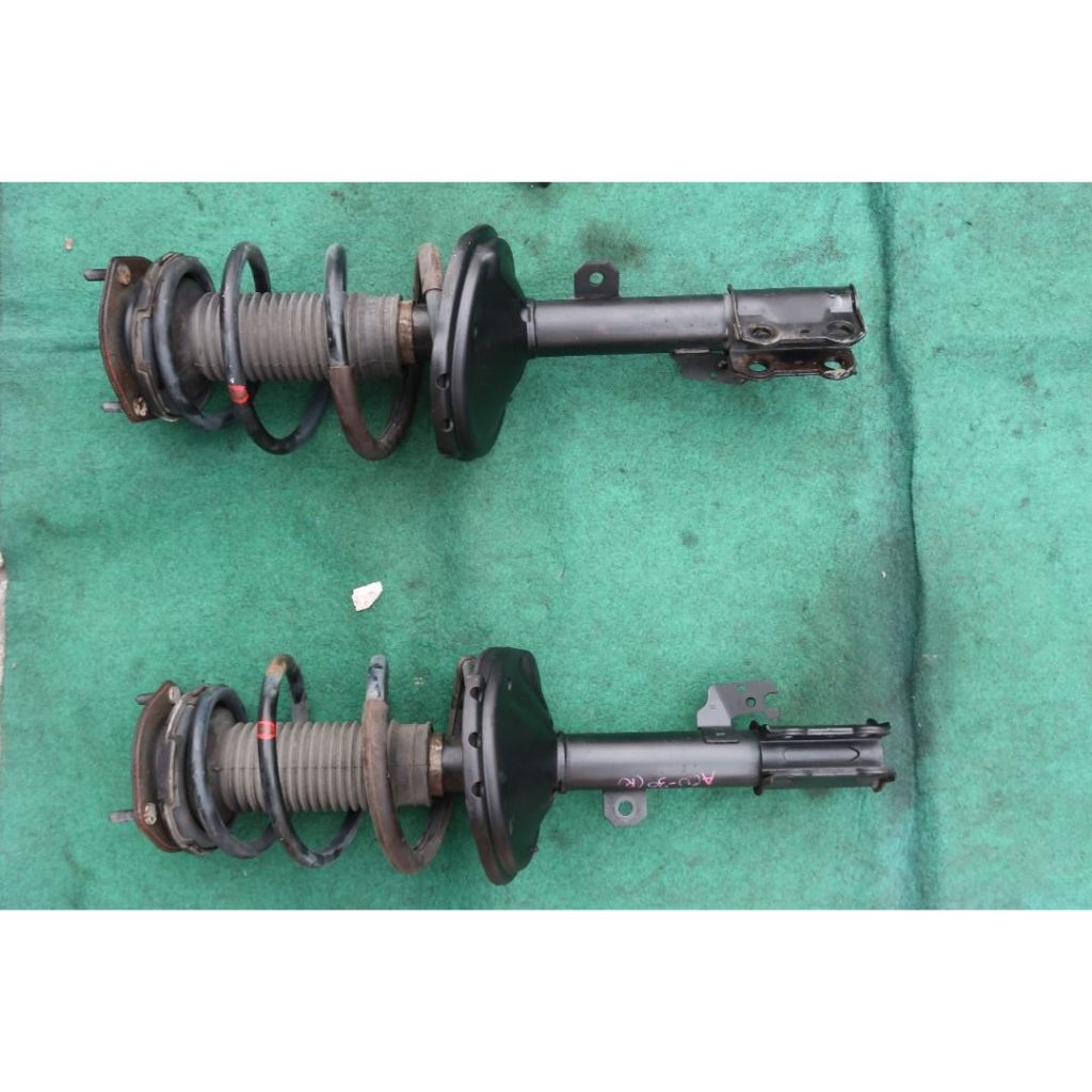 TOYOTA HHARRIER ACU30 2WD FRONT ABSORBER | Shopee Malaysia