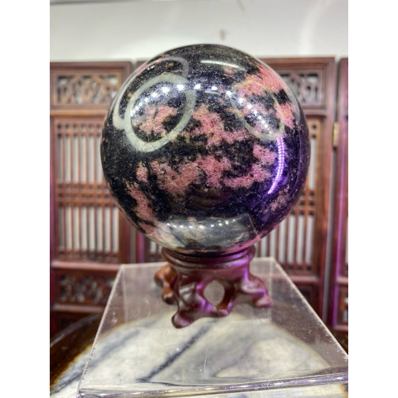 Premium grade Rhodonite crystal ball (蔷薇辉石) - 826g | Shopee Malaysia