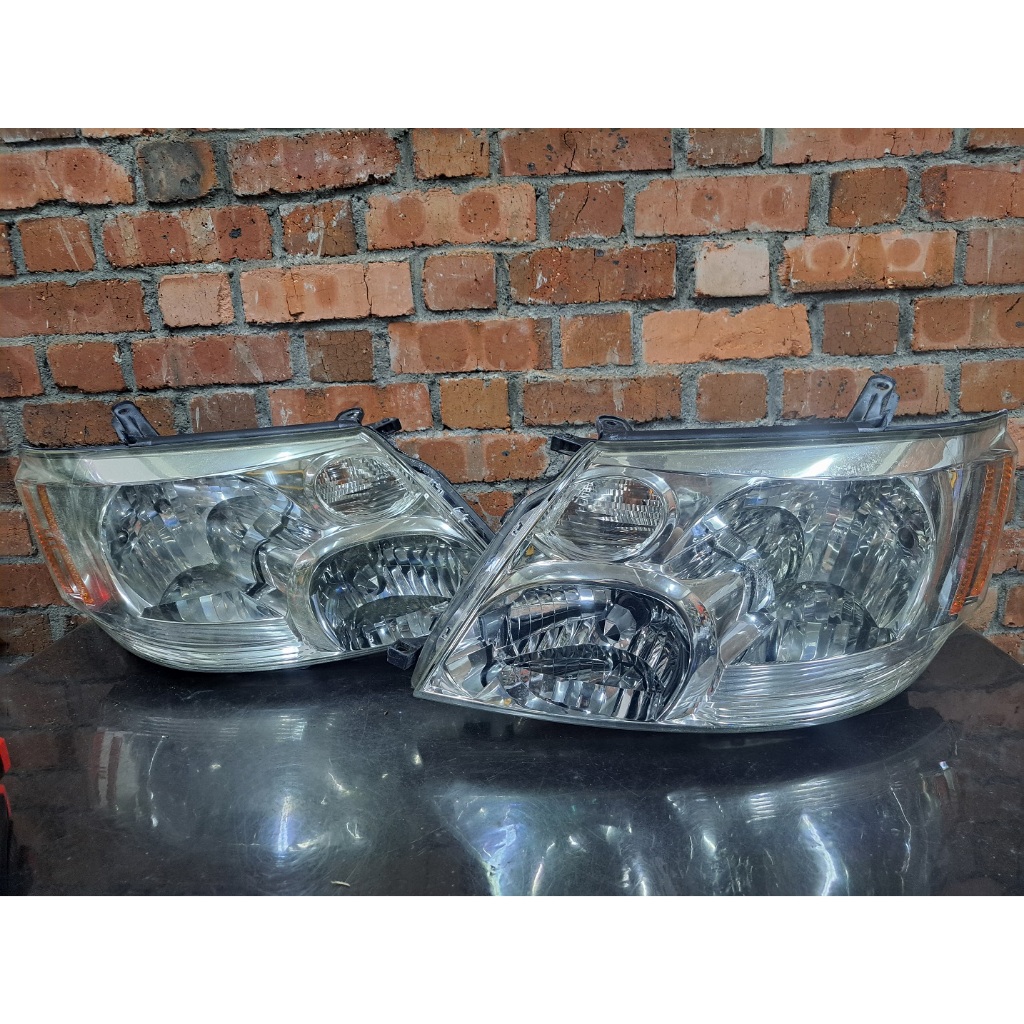 JAPAN ORIGINAL Toyota Alphard 2002-2005 ANH10 Front XENON HID ...