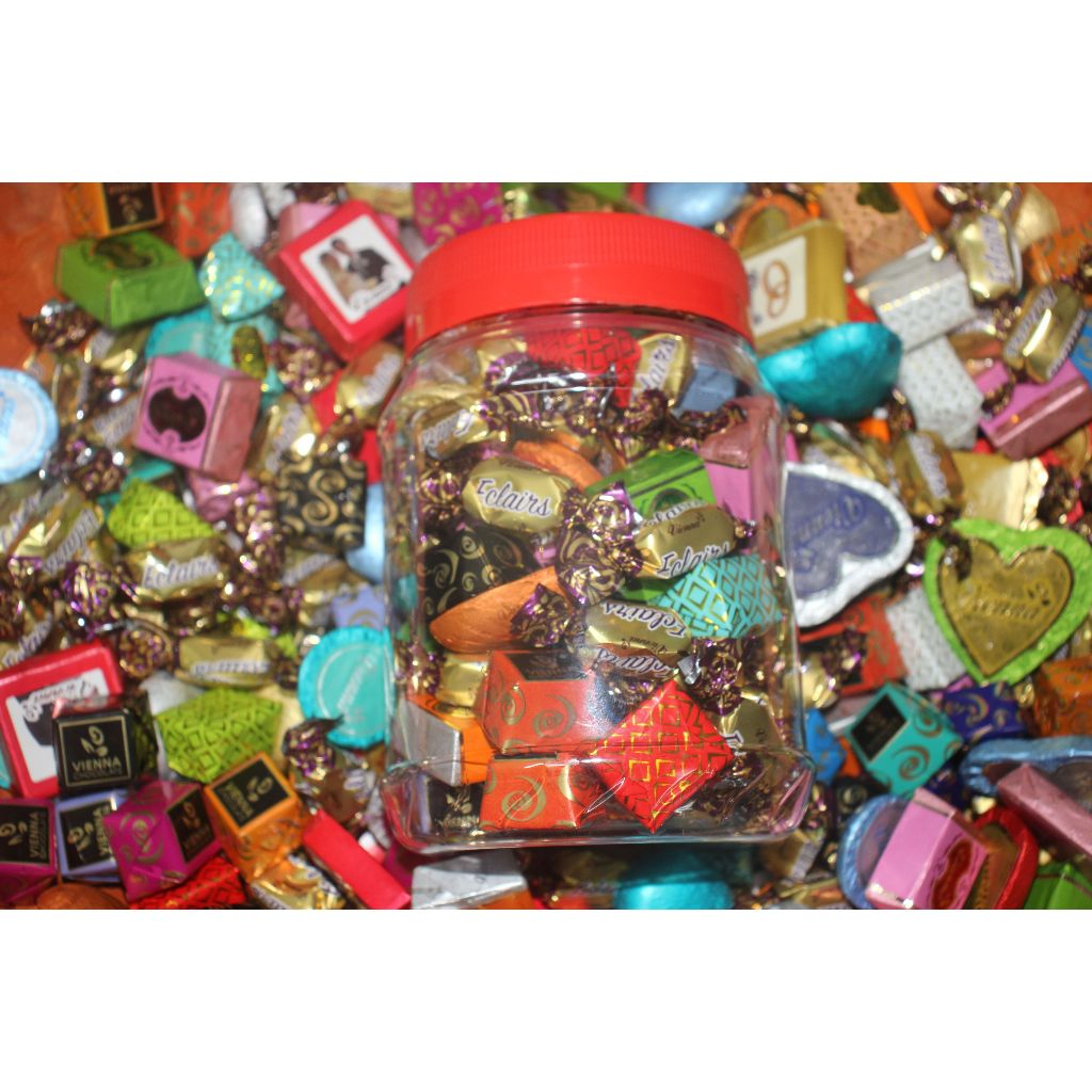 Arabic chocolate from Dubai high quality/COKLAT /MIX CHOCOLATE/Candy ...