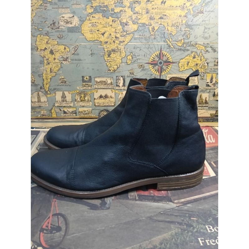 Chelsea boots triple black | Shopee Malaysia
