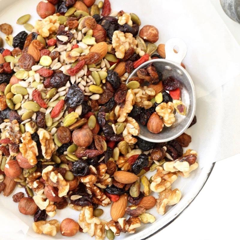 Halal Healthy Roasted Mix Nuts & Dried Fruits – 500gm - Product Premium Ingredients | Shopee ...