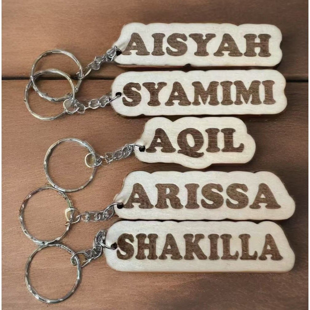Keychain Kayu Custom Nama - Hadiah Unik Hari Jadi & Anniversary ...