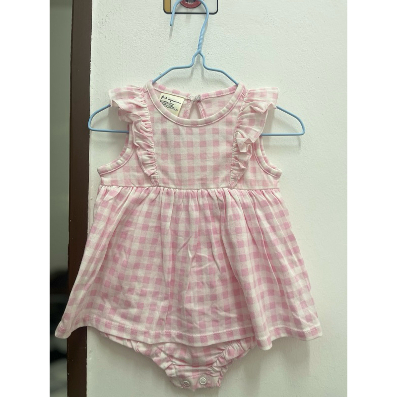 ROMPERS DRESS KOTAK2 PINK SUSU 6/9m only | Shopee Malaysia