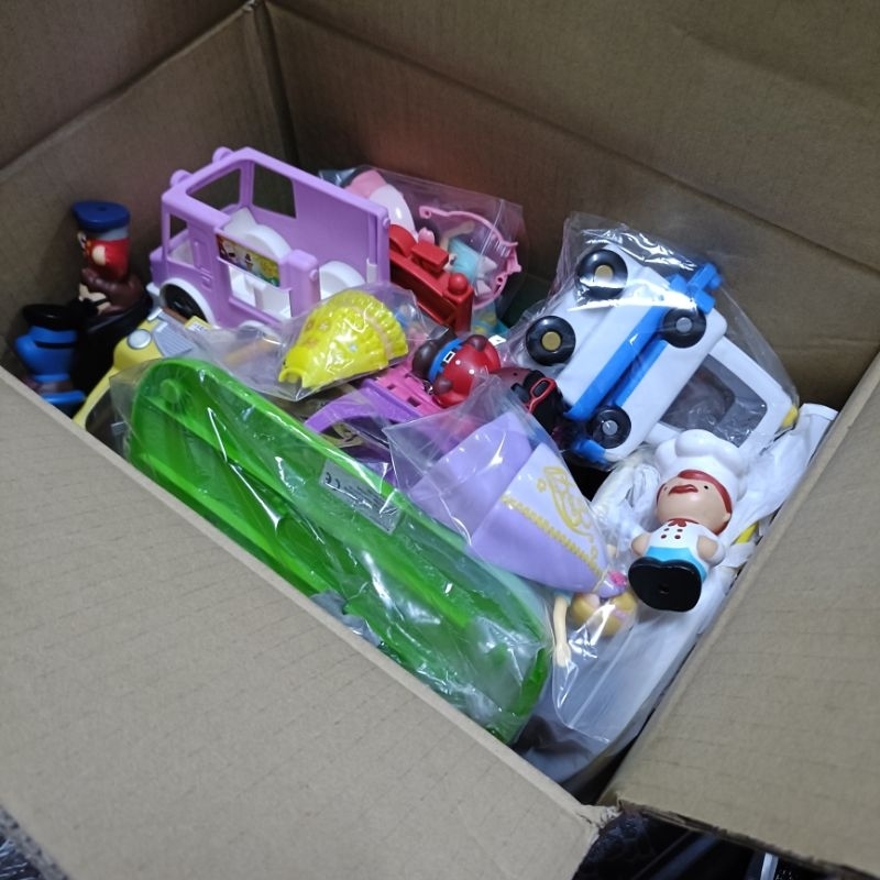 ARES Preloved Toys Bulk Order for Cheaper Shipping Cost (Please Chat ...