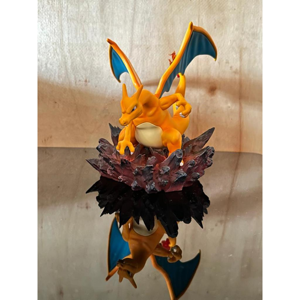 POKESAM - POKEMON SCALE WORLD 1/20 | Charizard B | 95% NEW | Shopee ...