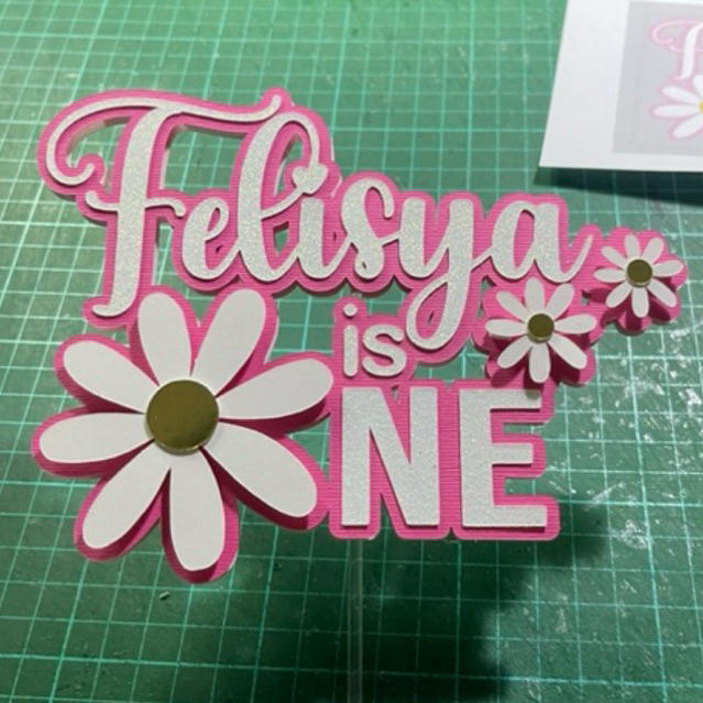 Daisy 2 layers cake topper (custom name) | Shopee Malaysia