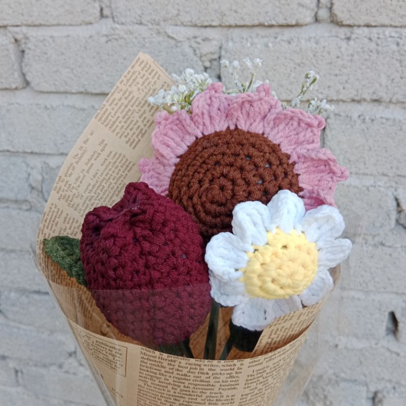 🌷Handmade crochet flower bunga kait bouquet for gift/graduation ...