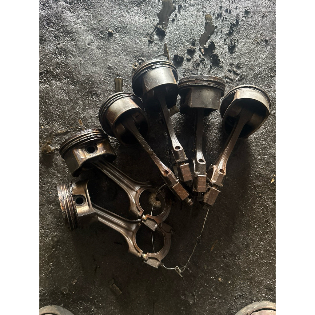 Mercedes M104 Engine E280 Piston Used Original 1PC W124 | Shopee Malaysia