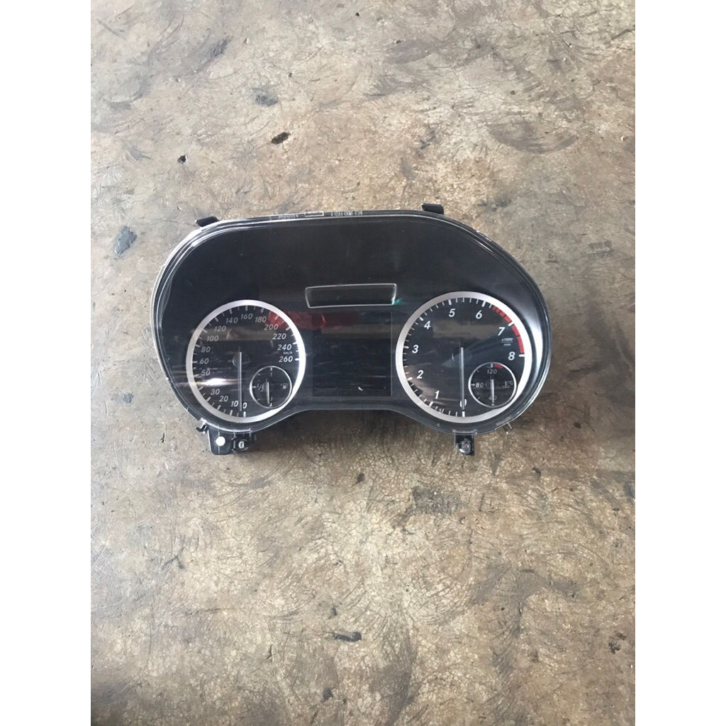 Mercedes A class W176 meter(original used) | Shopee Malaysia