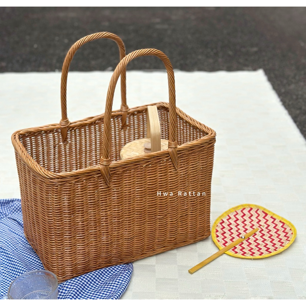 Rattan handwoven basket wicker picnic basket bag Bakul rotan anyaman ...