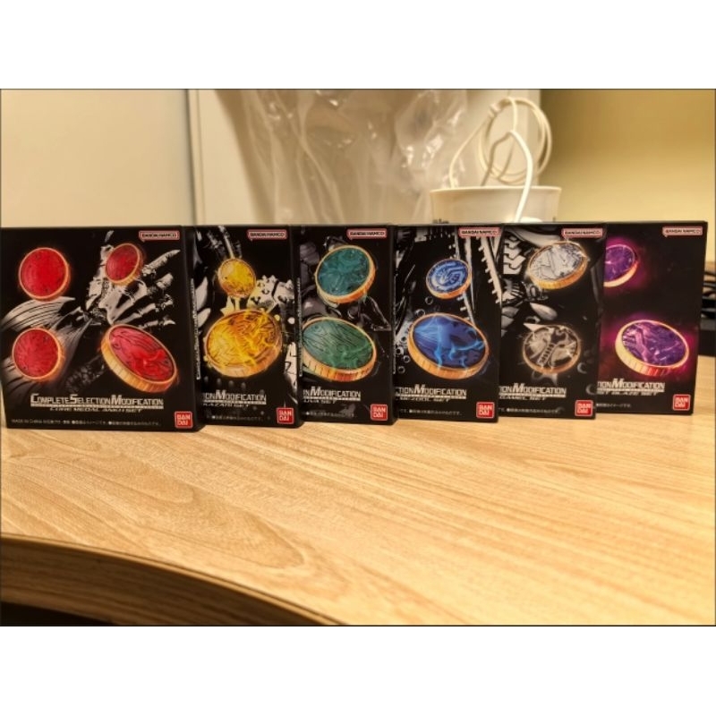 [STOCK READY]BANDAI KAMEN RIDER OOO CSM CORE MEDAL SET ANKH UVA LOST ...