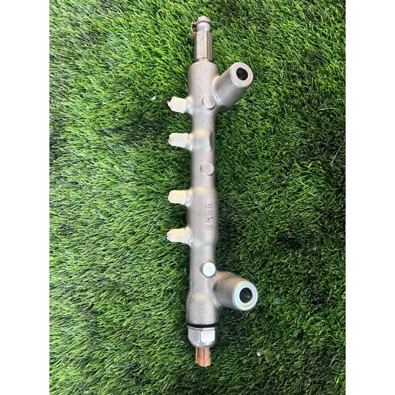 Nissan Navara Yd25 Np300 Fuel Rail Original Used | Shopee Malaysia