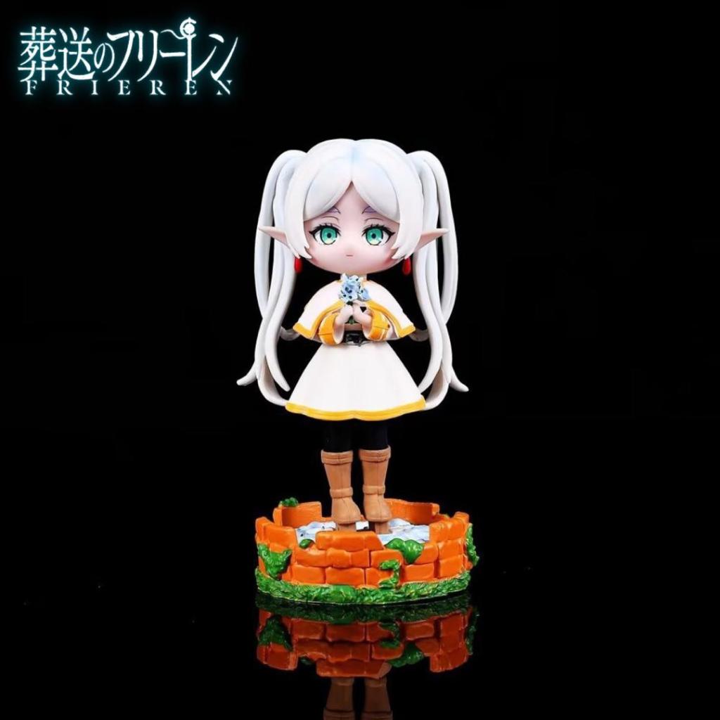 Frieren: Beyond Journey's End Cute Frieren Holding Blue Moon Weed Mini ...