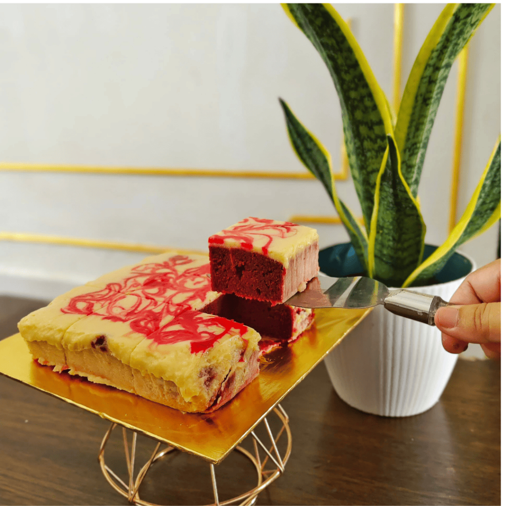 Kek Brownies Red Velvet Topping Lemon Cheese Confirm Kurang Manis ...