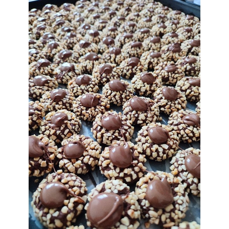 Almond Choco Pod Cookies (28pcs) | Shopee Malaysia