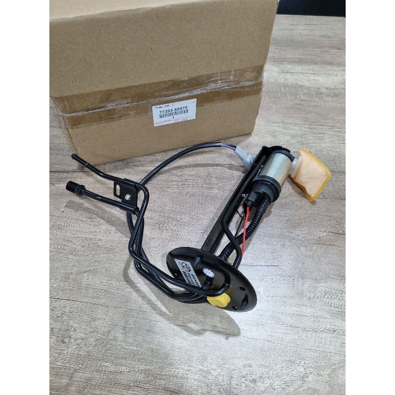 GENUINE TOYOTA PRADO RZJ90,RZJ95,VZJ95 FUEL PUMP ASSY | Shopee Malaysia
