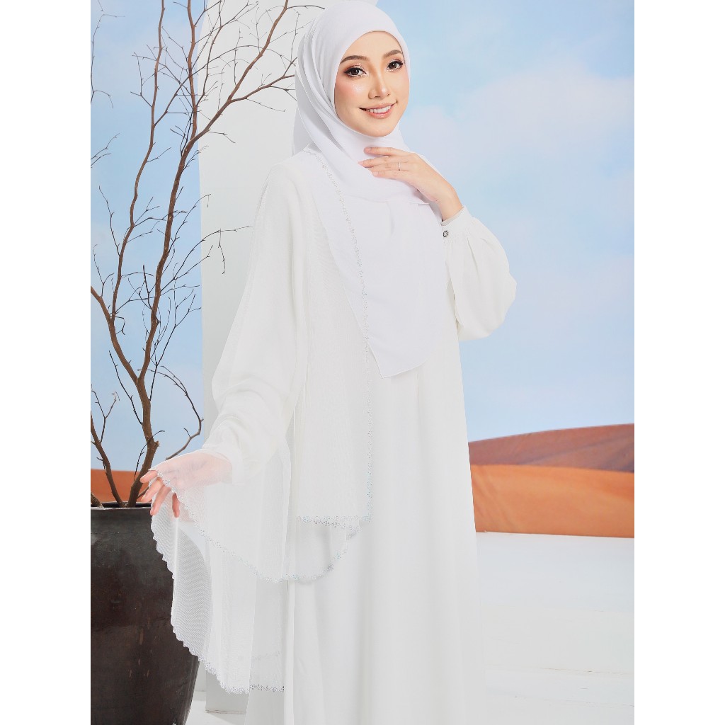 Shoulder Shawl with Rhinestone / Selendang Bahu Manik (Half Moon ...