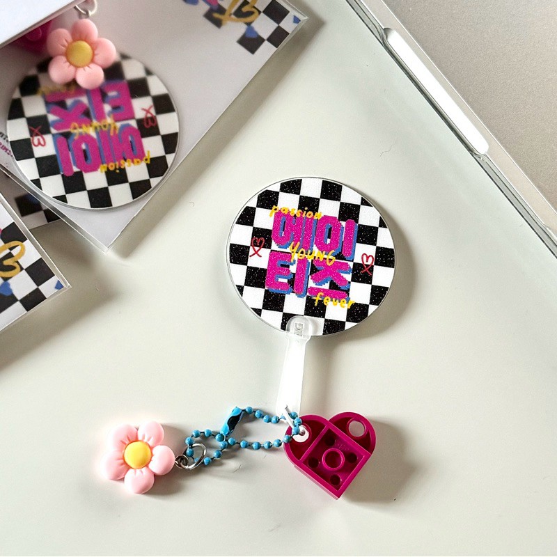 [geurimsal] Ateez Fanmade Uchiwa Keychain | Shopee Malaysia