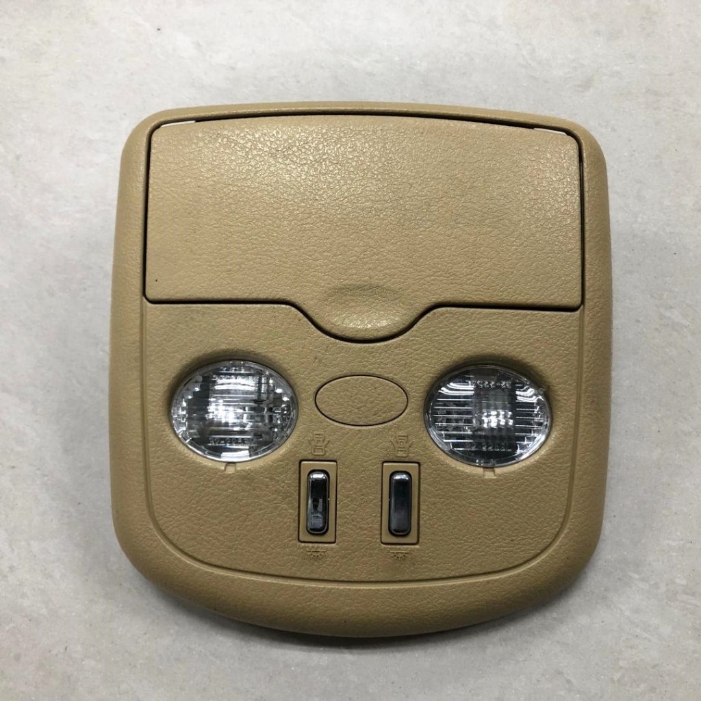 NISSAN SENTRA N16 Overhead Console Lamp / Reading Light Sunglass Holder ...