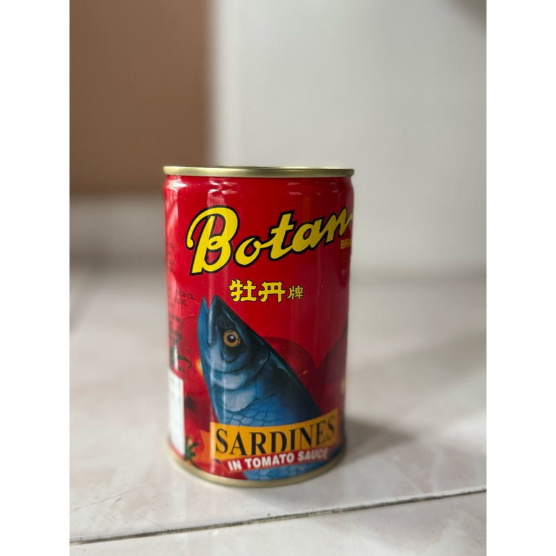 TIN IKAN SARDIN (425g) DENGAN SOS TOMATO CAP BOTAN HALAL SARDINES ...