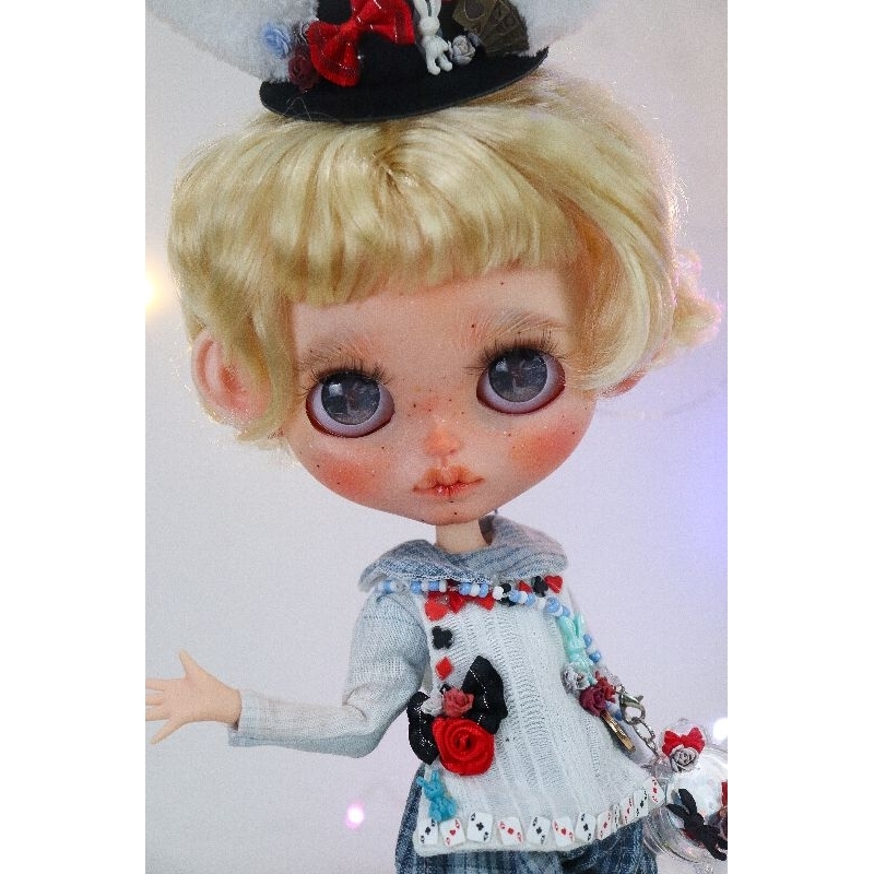 Custom Alice in wonderland doll fullset as shown in photo | Shopee Malaysia