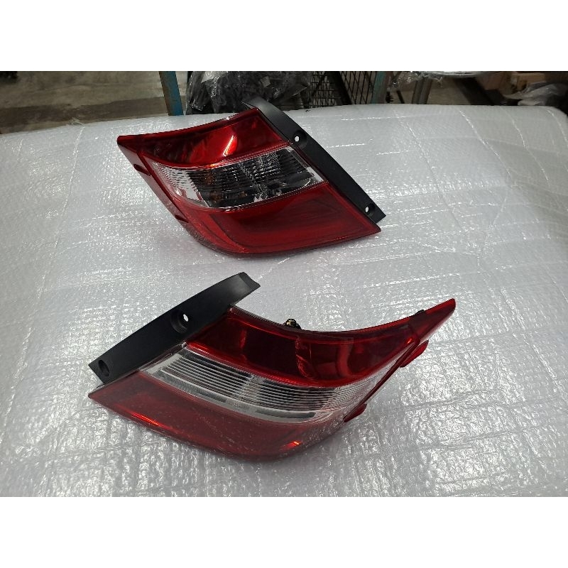Rear lamp/ lampu belakang bezza original.(SECONDHAND) | Shopee Malaysia