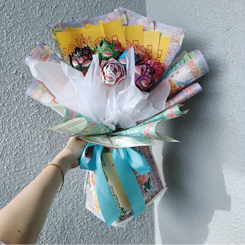 Qingming Flower Money Bouquet /清明节花束/祭品/冥币花/拜祖先 | Shopee Malaysia